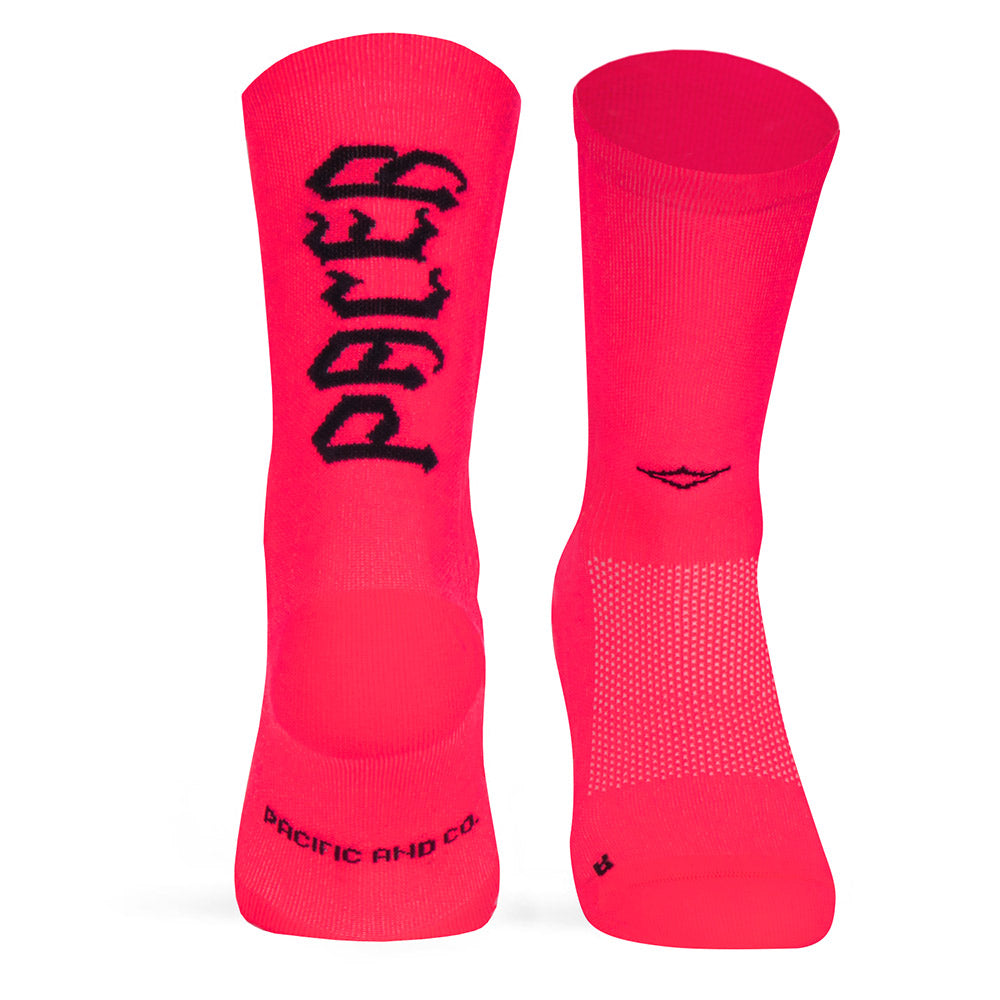 Calcetines PACER Pink Neon – Alto Rendimiento y Diseño Deportivo ...